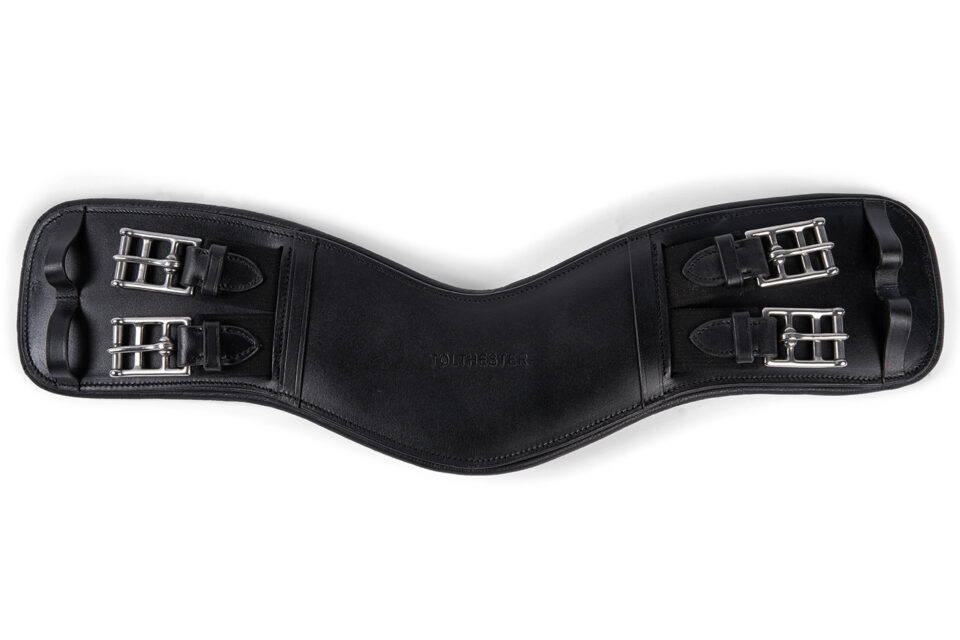 Anatomisk gjord i størrelsen 45-50 og 55cm i kvalitetslæder